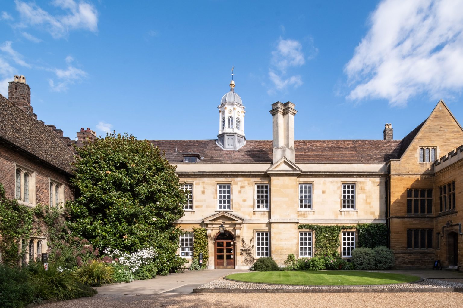 Home - Trinity Hall Cambridge
