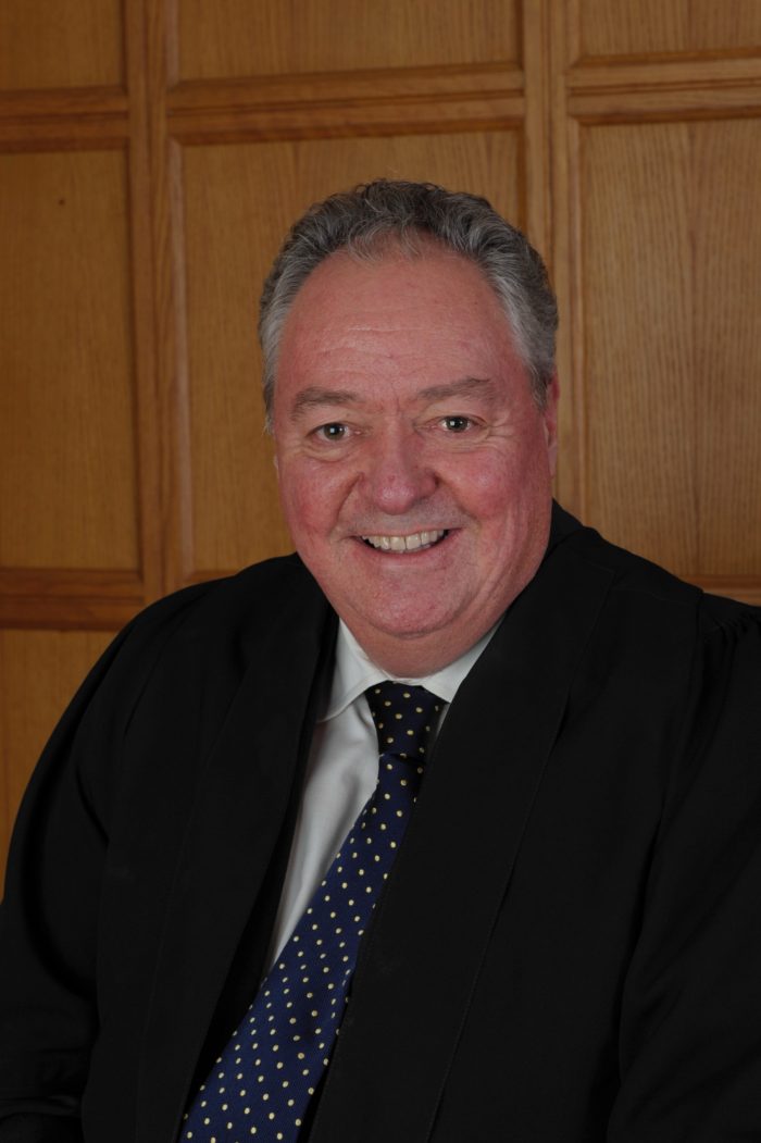 Mr Nigel Thomas - Trinity Hall Cambridge